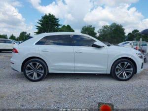 White Audi Q8 2019 in Klaipeda, with an engine capacity of 0.00 L and mileage of 72 thousand km for 14000 €, photo 14 on AUTOMOTO.COM.LV