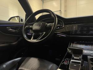 White Audi Q8 2019 in Vilnius, with an engine capacity of 3.00 L and mileage of 203 thousand km for 37999 €, photo 21 on AUTOMOTO.COM.LV