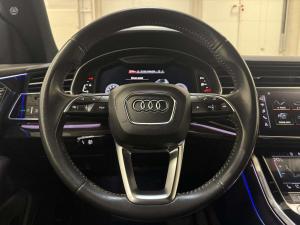 White Audi Q8 2019 in Vilnius, with an engine capacity of 3.00 L and mileage of 203 thousand km for 37999 €, photo 22 on AUTOMOTO.COM.LV