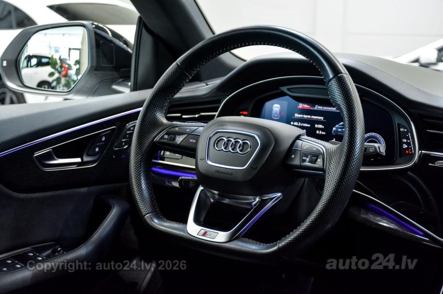 Белый Ауди Q8 2019 в Таллин, объемом двигателя 3.00 л и пробегом 156 тыс. км за 45000 €, фото 11 на AUTOMOTO.COM.LV