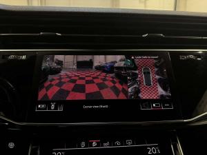 White Audi Q8 2019 in Vilnius, with an engine capacity of 3.00 L and mileage of 203 thousand km for 35999 €, photo 28 on AUTOMOTO.COM.LV