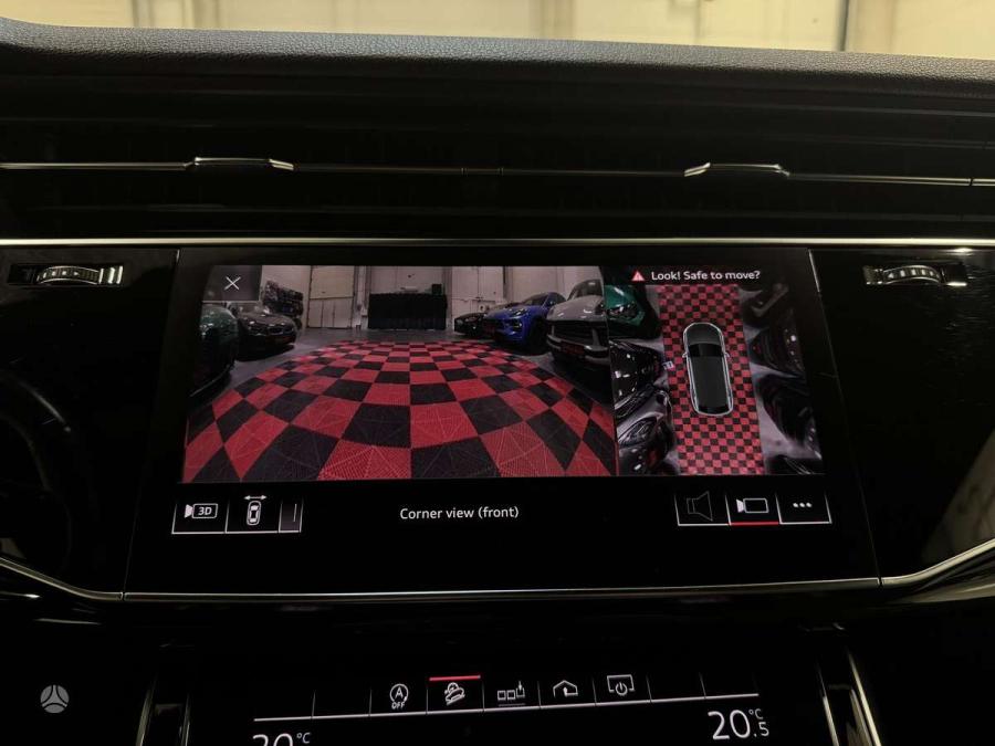 White Audi Q8 2019 in Vilnius, with an engine capacity of 3.00 L and mileage of 203 thousand km for 35999 €, photo 28 on AUTOMOTO.COM.LV