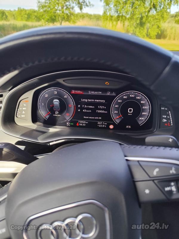 Balts Audi Q8 2020 Kuresāre, ar dzinēja tilpumu 3.00 L un nobraukumu 74 tūkst. km par 53900 €, foto 9 vietnē AUTOMOTO.COM.LV