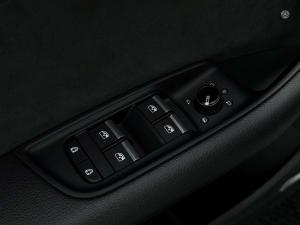 Белый Ауди Q8 2020 в Вильнюс, объемом двигателя 3.00 л и пробегом 161 тыс. км за 45900 €, фото 22 на AUTOMOTO.COM.LV