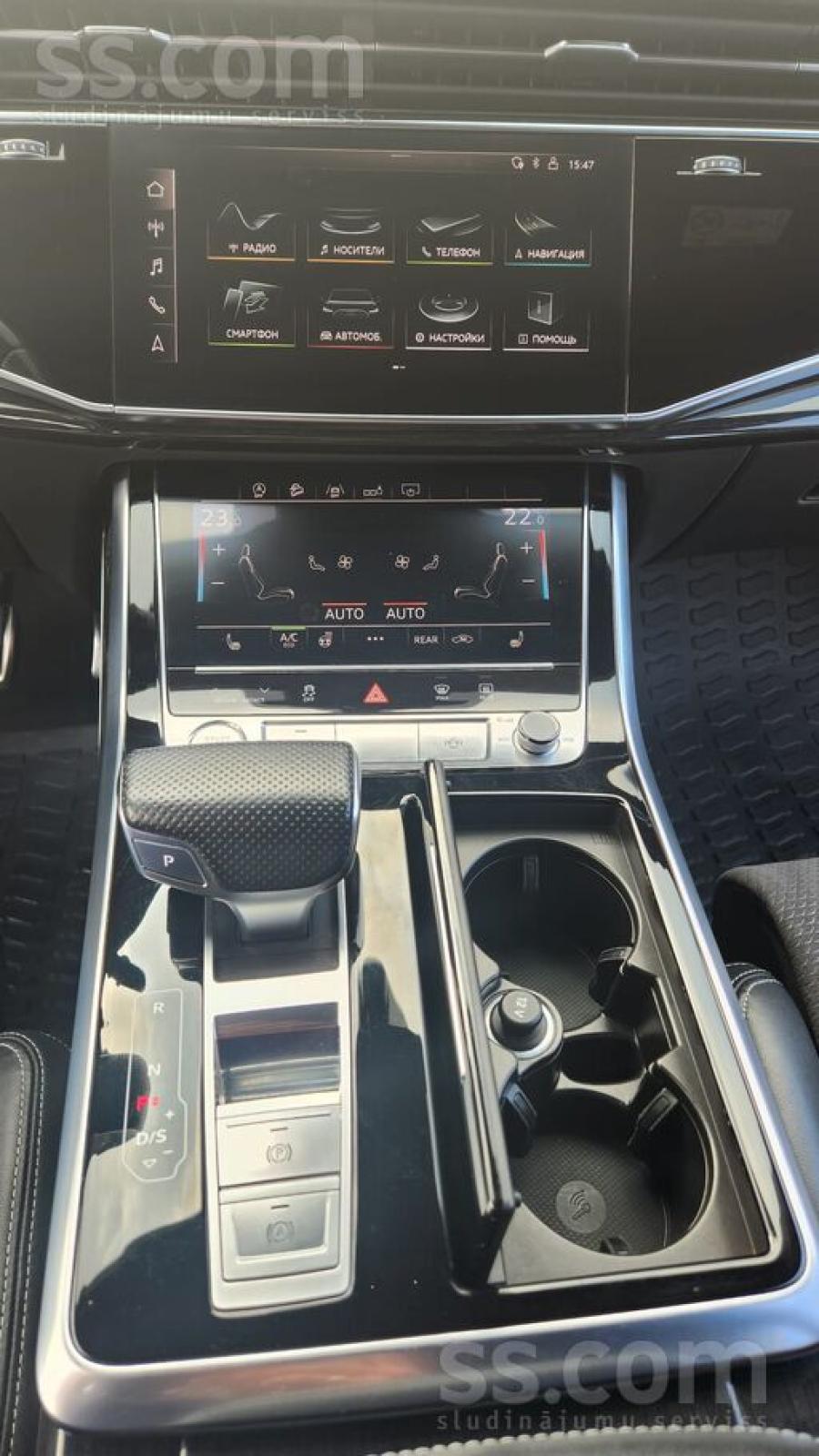 White Audi Q8 2020 in Riga, with an engine capacity of 3.00 L and mileage of 182 thousand km for 47500 €, photo 6 on AUTOMOTO.COM.LV