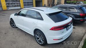 White Audi Q8 2020 in Riga, with an engine capacity of 3.00 L and mileage of 182 thousand km for 47500 €, photo 9 on AUTOMOTO.COM.LV