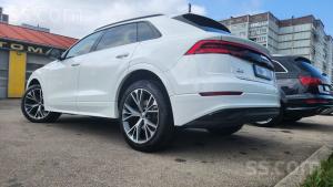 White Audi Q8 2020 in Riga, with an engine capacity of 3.00 L and mileage of 182 thousand km for 47500 €, photo 10 on AUTOMOTO.COM.LV
