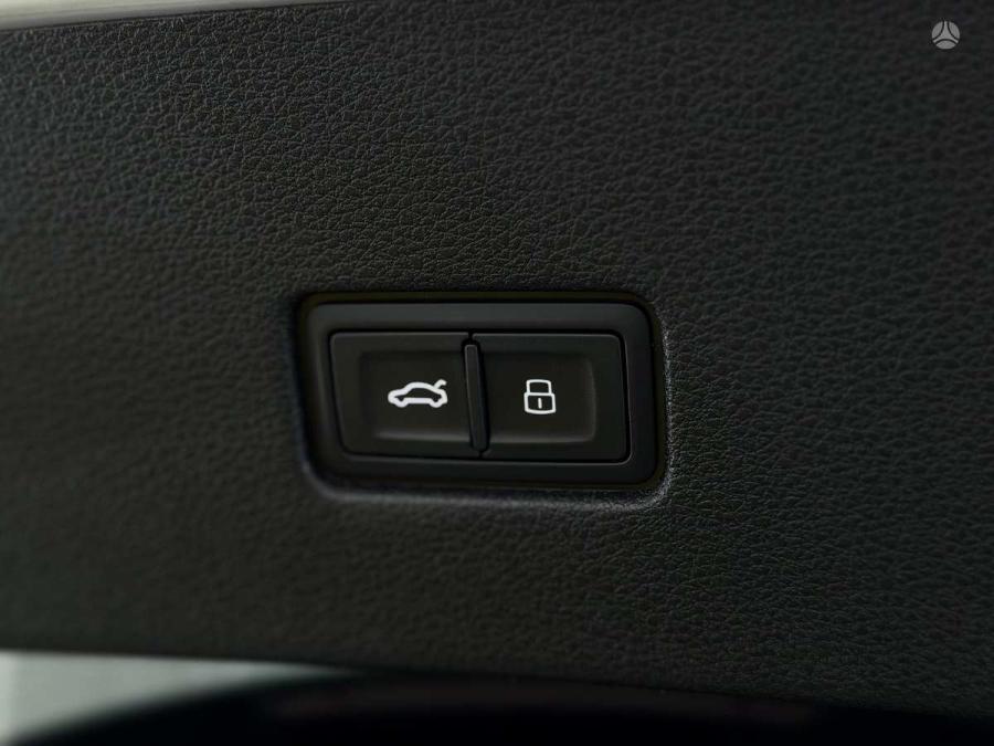 Balts Audi Q8 2020 Viļņa, ar dzinēja tilpumu 3.00 L un nobraukumu 161 tūkst. km par 43990 €, foto 14 vietnē AUTOMOTO.COM.LV