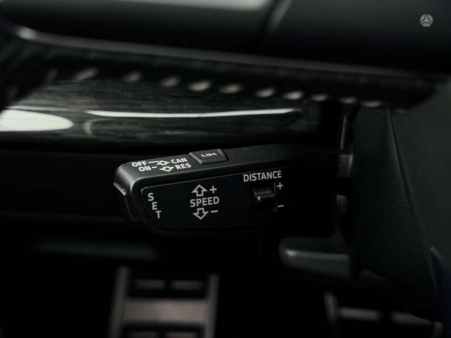Balts Audi Q8 2020 Viļņa, ar dzinēja tilpumu 3.00 L un nobraukumu 161 tūkst. km par 43990 €, foto 33 vietnē AUTOMOTO.COM.LV