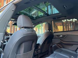 Balts Audi Q8 2021 Kauņa, ar dzinēja tilpumu 3.00 L un nobraukumu 60 tūkst. km par 47999 €, foto 22 vietnē AUTOMOTO.COM.LV
