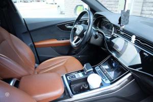 White Audi Q8 2021 in Vilnius, with an engine capacity of 2.97 L and mileage of 124 thousand km for 49999 €, photo 27 on AUTOMOTO.COM.LV