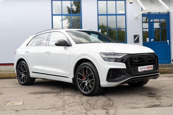 Balts Audi Q8 2021 Viļņa, ar dzinēja tilpumu 3.00 L un nobraukumu 144 tūkst. km par 53900 €, foto 1 vietnē AUTOMOTO.COM.LV