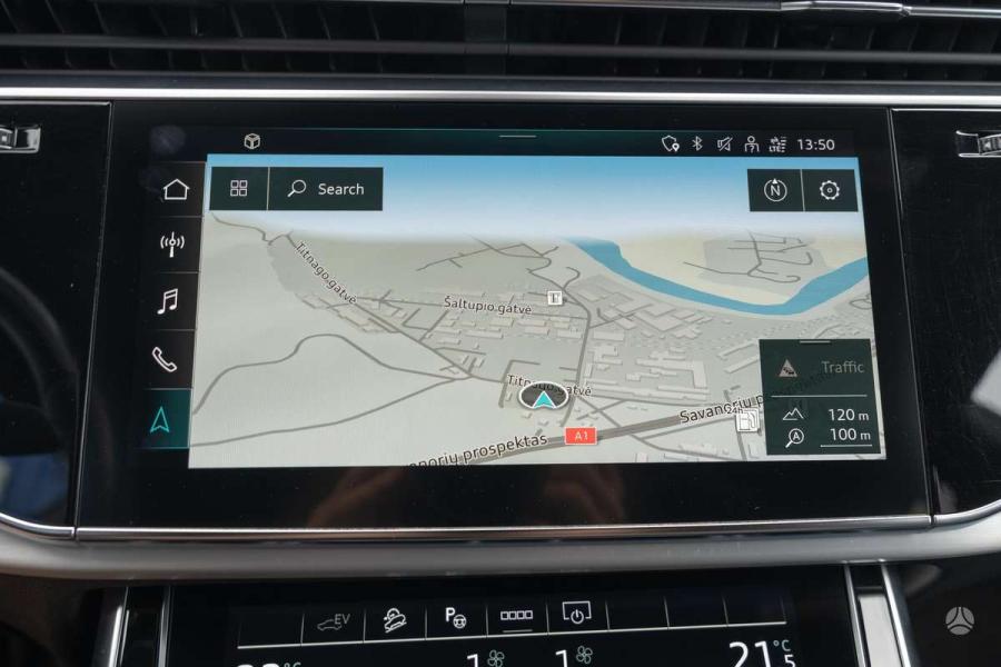 White Audi Q8 2021 in Vilnius, with an engine capacity of 3.00 L and mileage of 144 thousand km for 53900 €, photo 24 on AUTOMOTO.COM.LV
