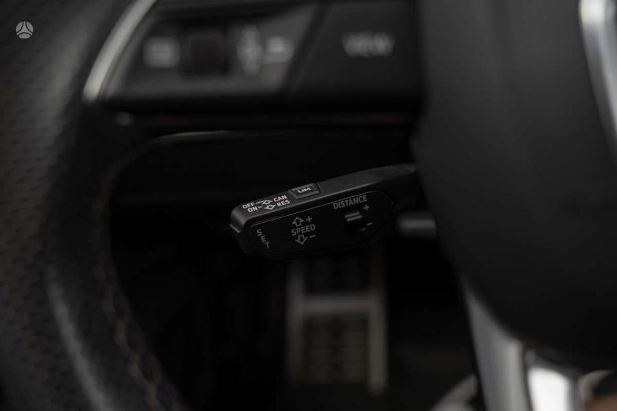 White Audi Q8 2021 in Vilnius, with an engine capacity of 3.00 L and mileage of 144 thousand km for 53900 €, photo 28 on AUTOMOTO.COM.LV