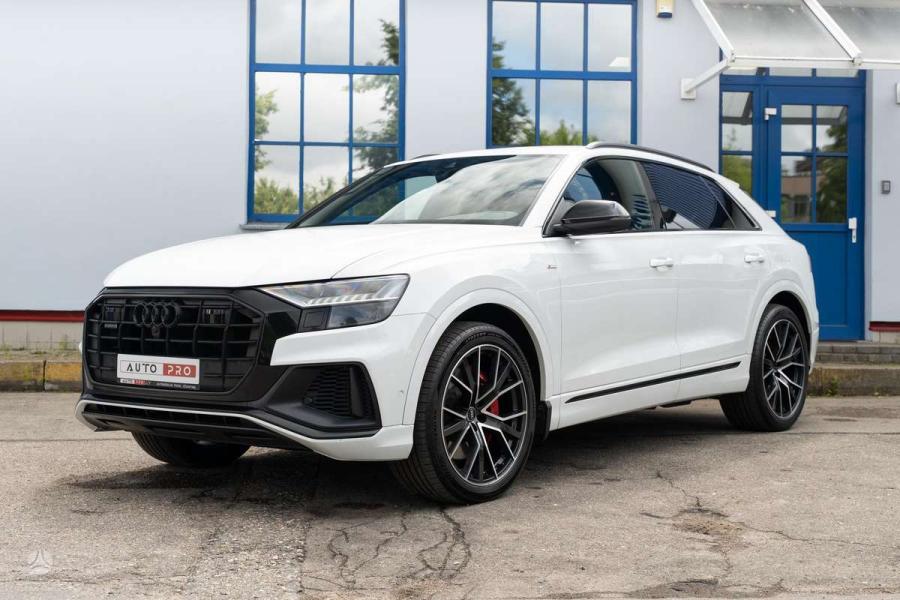 White Audi Q8 2021 in Vilnius, with an engine capacity of 3.00 L and mileage of 144 thousand km for 53900 €, photo 29 on AUTOMOTO.COM.LV