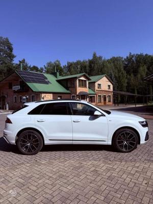 Balts Audi Q8 2021 Šauļi, ar dzinēja tilpumu 3.00 L un nobraukumu 80 tūkst. km par 55000 €, foto 4 vietnē AUTOMOTO.COM.LV