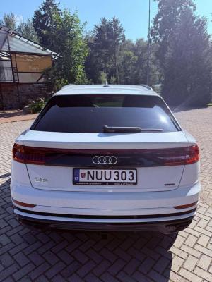Balts Audi Q8 2021 Šauļi, ar dzinēja tilpumu 3.00 L un nobraukumu 80 tūkst. km par 55000 €, foto 6 vietnē AUTOMOTO.COM.LV