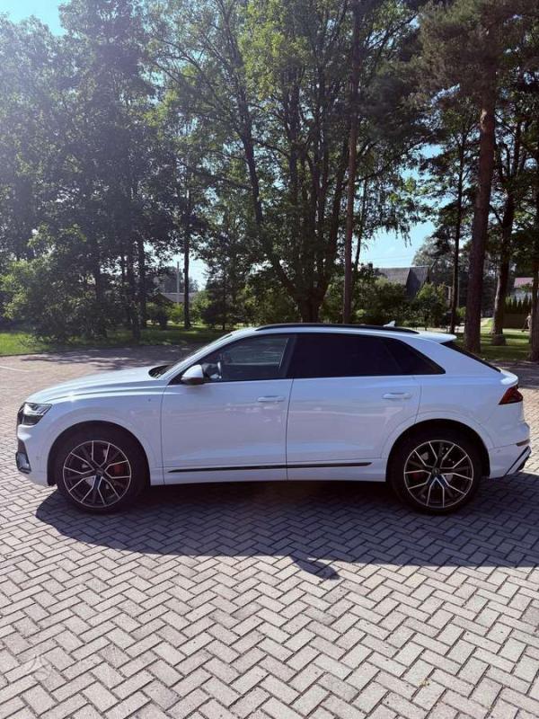 White Audi Q8 2021 in Siauliai, with an engine capacity of 3.00 L and mileage of 80 thousand km for 55000 €, photo 8 on AUTOMOTO.COM.LV