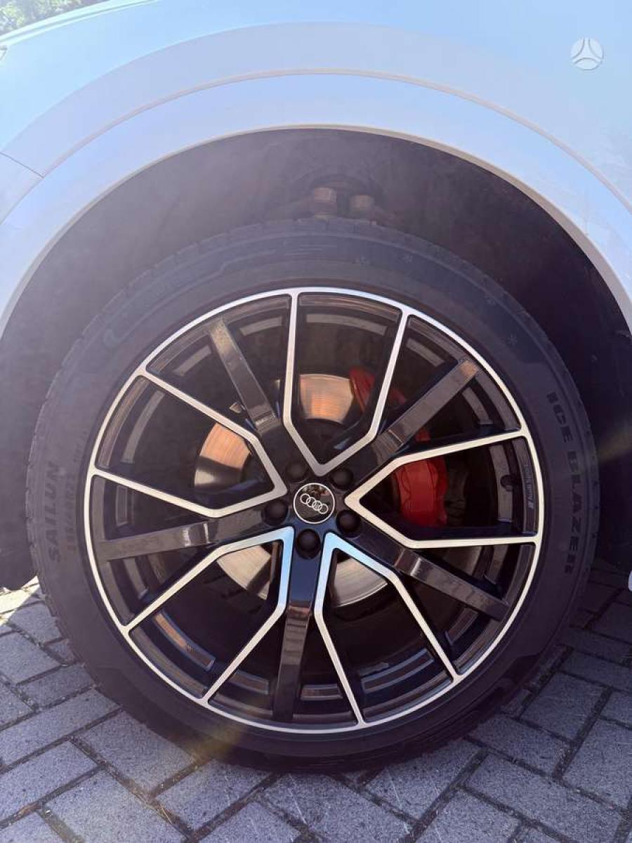 Balts Audi Q8 2021 Šauļi, ar dzinēja tilpumu 3.00 L un nobraukumu 80 tūkst. km par 55000 €, foto 10 vietnē AUTOMOTO.COM.LV