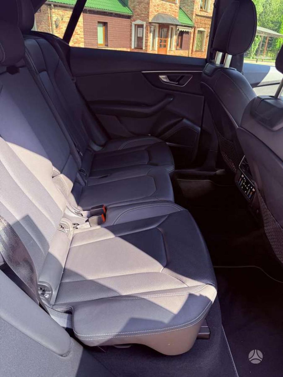 Balts Audi Q8 2021 Šauļi, ar dzinēja tilpumu 3.00 L un nobraukumu 80 tūkst. km par 55000 €, foto 12 vietnē AUTOMOTO.COM.LV