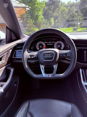 Balts Audi Q8 2021 Šauļi, ar dzinēja tilpumu 3.00 L un nobraukumu 80 tūkst. km par 55000 €, foto 22 vietnē AUTOMOTO.COM.LV