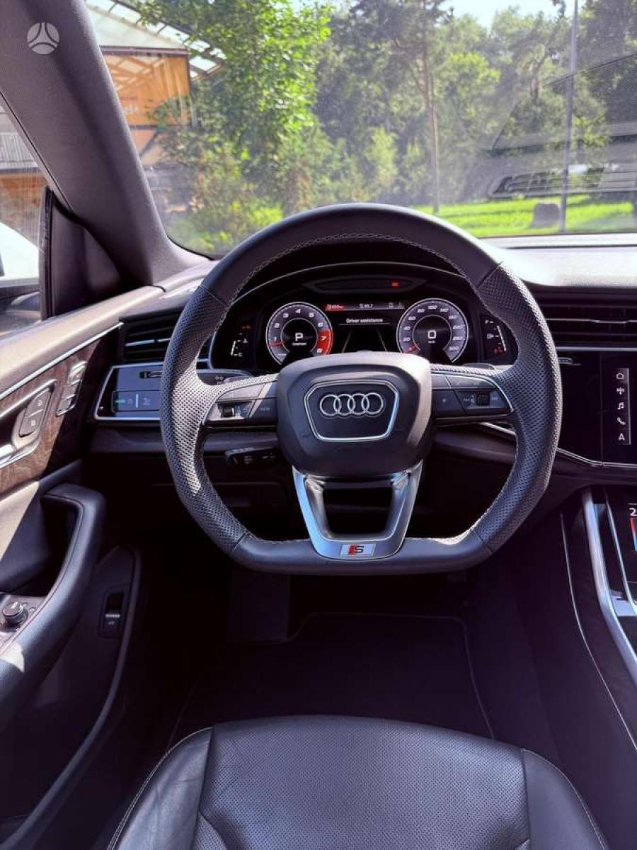 Balts Audi Q8 2021 Šauļi, ar dzinēja tilpumu 3.00 L un nobraukumu 80 tūkst. km par 55000 €, foto 22 vietnē AUTOMOTO.COM.LV