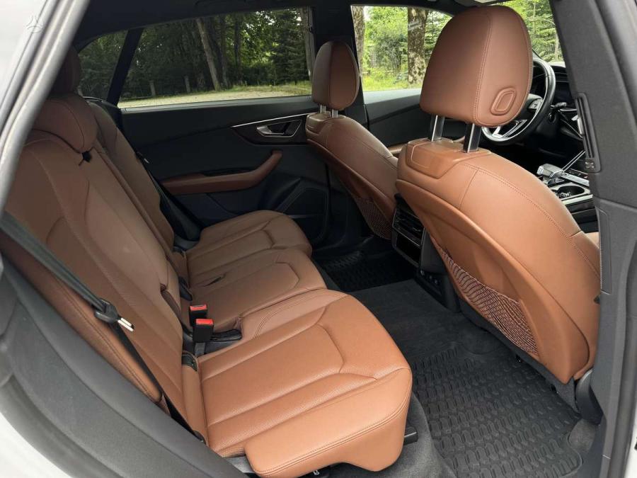 Balts Audi Q8 2021 Viļņa, ar dzinēja tilpumu 3.00 L un nobraukumu 115 tūkst. km par 40900 €, foto 12 vietnē AUTOMOTO.COM.LV