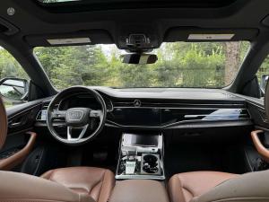 Balts Audi Q8 2021 Viļņa, ar dzinēja tilpumu 3.00 L un nobraukumu 115 tūkst. km par 40900 €, foto 14 vietnē AUTOMOTO.COM.LV