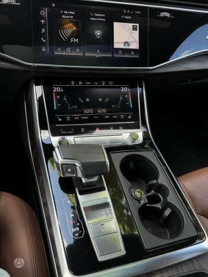 Balts Audi Q8 2021 Viļņa, ar dzinēja tilpumu 3.00 L un nobraukumu 115 tūkst. km par 40900 €, foto 16 vietnē AUTOMOTO.COM.LV