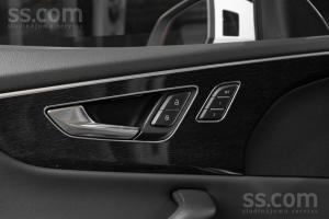 White Audi Q8 2022 in Riga, with an engine capacity of 3.00 L and mileage of 83 thousand km for 50457 €, photo 17 on AUTOMOTO.COM.LV