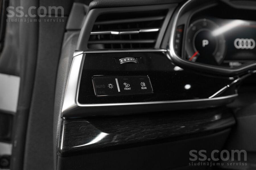 White Audi Q8 2022 in Riga, with an engine capacity of 3.00 L and mileage of 83 thousand km for 50457 €, photo 22 on AUTOMOTO.COM.LV