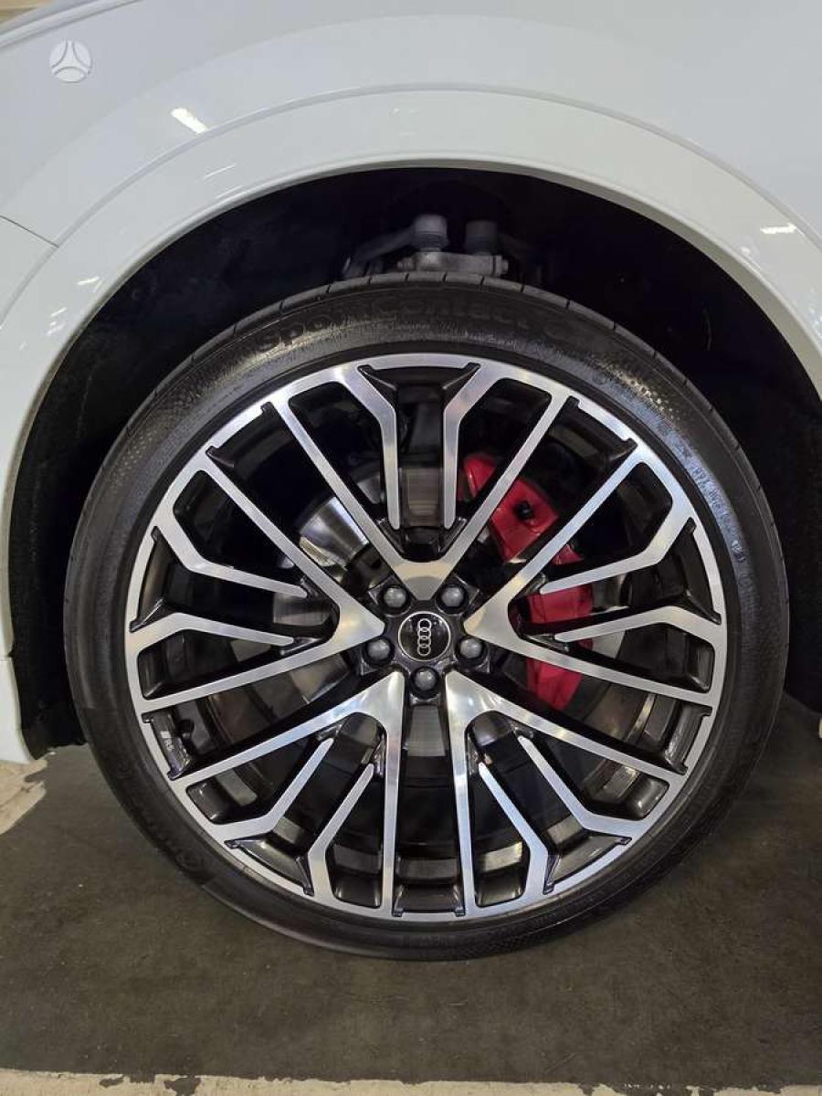 White Audi Q8 2024 in Kaunas, with an engine capacity of 2.97 L and mileage of 81 thousand km for 76900 €, photo 10 on AUTOMOTO.COM.LV