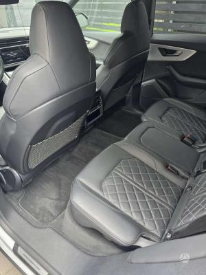 White Audi Q8 2024 in Kaunas, with an engine capacity of 2.97 L and mileage of 81 thousand km for 76900 €, photo 31 on AUTOMOTO.COM.LV