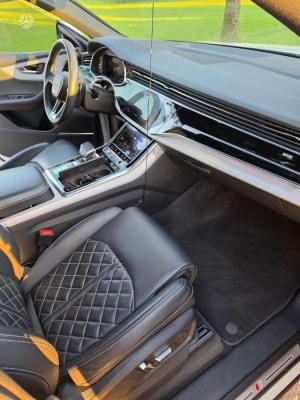 White Audi Q8 2024 in Kaunas, with an engine capacity of 2.97 L and mileage of 81 thousand km for 76900 €, photo 36 on AUTOMOTO.COM.LV