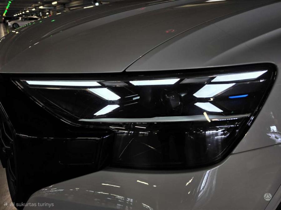 White Audi Q8 2024 in Kaunas, with an engine capacity of 2.97 L and mileage of 81 thousand km for 76900 €, photo 38 on AUTOMOTO.COM.LV