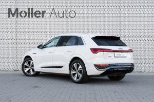 White Audi Q8 2024 in Marupe, with an engine capacity of 0.00 L and mileage of 59 thousand km for 46900 €, photo 4 on AUTOMOTO.COM.LV