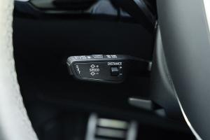 White Audi Q8 2024 in Marupe, with an engine capacity of 0.00 L and mileage of 59 thousand km for 46900 €, photo 14 on AUTOMOTO.COM.LV