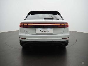 Balts Audi Q8 2025 Viļņa, ar dzinēja tilpumu 3.00 L un nobraukumu 11 tūkst. km par 89900 €, foto 6 vietnē AUTOMOTO.COM.LV
