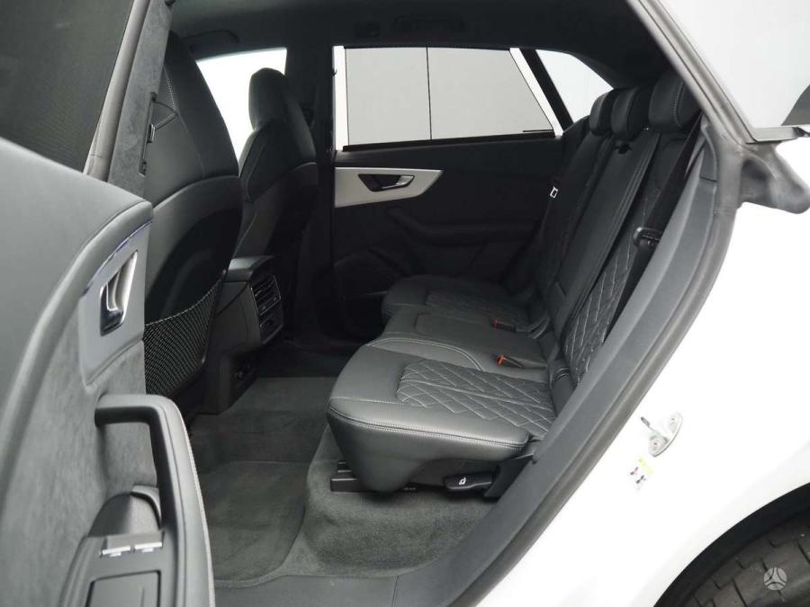 Balts Audi Q8 2025 Viļņa, ar dzinēja tilpumu 3.00 L un nobraukumu 11 tūkst. km par 89900 €, foto 17 vietnē AUTOMOTO.COM.LV