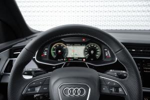 Balts Audi Q8 2026 Mārupe, ar dzinēja tilpumu 3.00 L un nobraukumu 0 tūkst. km par 85900 €, foto 15 vietnē AUTOMOTO.COM.LV