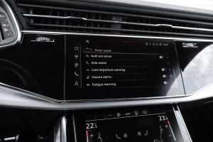 Balts Audi Q8 2026 Mārupe, ar dzinēja tilpumu 3.00 L un nobraukumu 0 tūkst. km par 85900 €, foto 30 vietnē AUTOMOTO.COM.LV