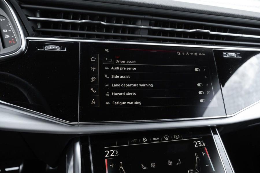 Balts Audi Q8 2026 Mārupe, ar dzinēja tilpumu 3.00 L un nobraukumu 0 tūkst. km par 85900 €, foto 30 vietnē AUTOMOTO.COM.LV