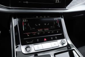 Balts Audi Q8 2026 Mārupe, ar dzinēja tilpumu 3.00 L un nobraukumu 0 tūkst. km par 85900 €, foto 35 vietnē AUTOMOTO.COM.LV