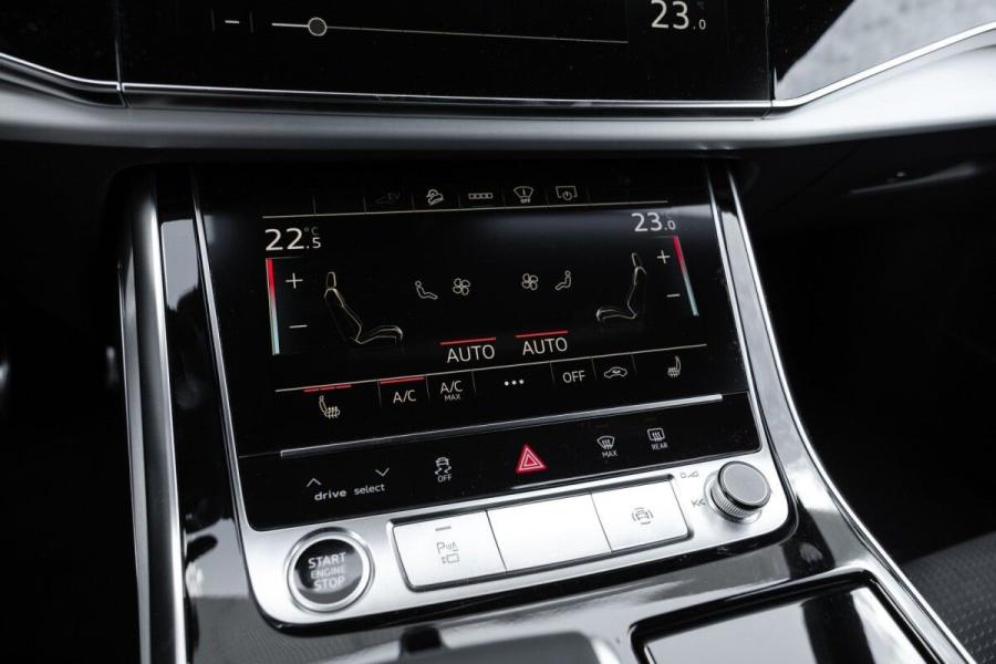 Balts Audi Q8 2026 Mārupe, ar dzinēja tilpumu 3.00 L un nobraukumu 0 tūkst. km par 85900 €, foto 35 vietnē AUTOMOTO.COM.LV