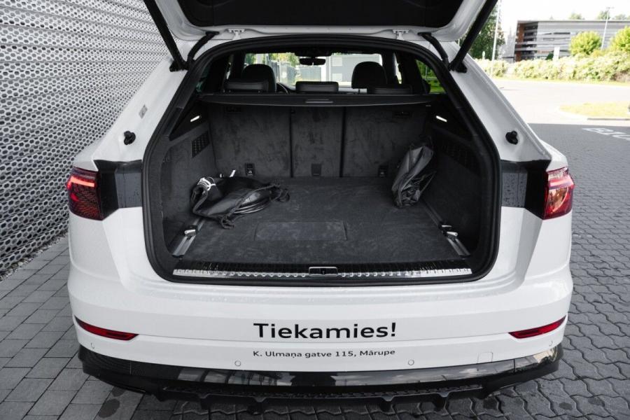 Balts Audi Q8 2026 Mārupe, ar dzinēja tilpumu 3.00 L un nobraukumu 0 tūkst. km par 85900 €, foto 40 vietnē AUTOMOTO.COM.LV