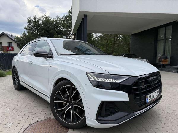 Balts Audi Q8 2020 Viļņa, ar dzinēja tilpumu 2.97 L un nobraukumu 72 tūkst. km par 58000 €, foto 1 vietnē AUTOMOTO.COM.LV