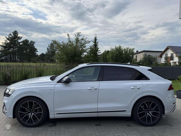Balts Audi Q8 2020 Viļņa, ar dzinēja tilpumu 2.97 L un nobraukumu 72 tūkst. km par 58000 €, foto 10 vietnē AUTOMOTO.COM.LV