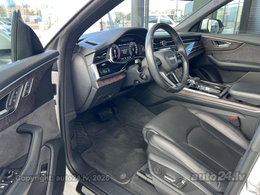Balts Audi Q8 2019 Tallina, ar dzinēja tilpumu 3.00 L un nobraukumu 177 tūkst. km par 43900 €, foto 10 vietnē AUTOMOTO.COM.LV