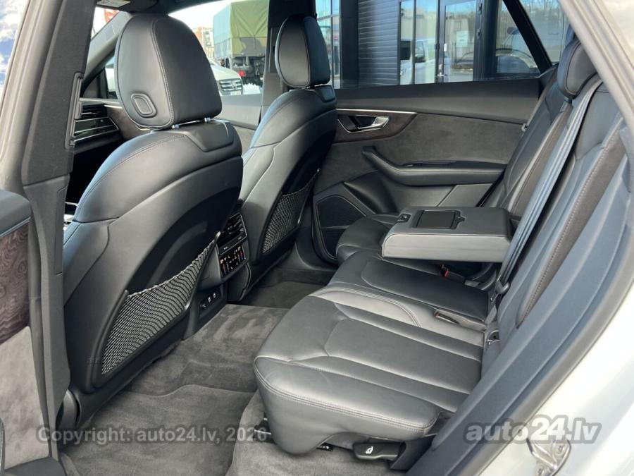 Balts Audi Q8 2019 Tallina, ar dzinēja tilpumu 3.00 L un nobraukumu 177 tūkst. km par 43900 €, foto 11 vietnē AUTOMOTO.COM.LV