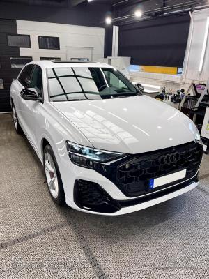 White Audi Q8 2024 in Tallinn, with an engine capacity of 3.00 L and mileage of 14 thousand km for 92500 €, photo 3 on AUTOMOTO.COM.LV